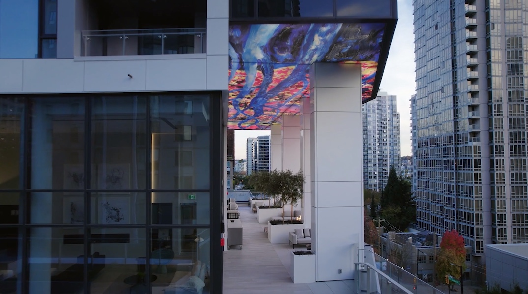 Giant painting illuminates downtown Vancouver corner | Boffo